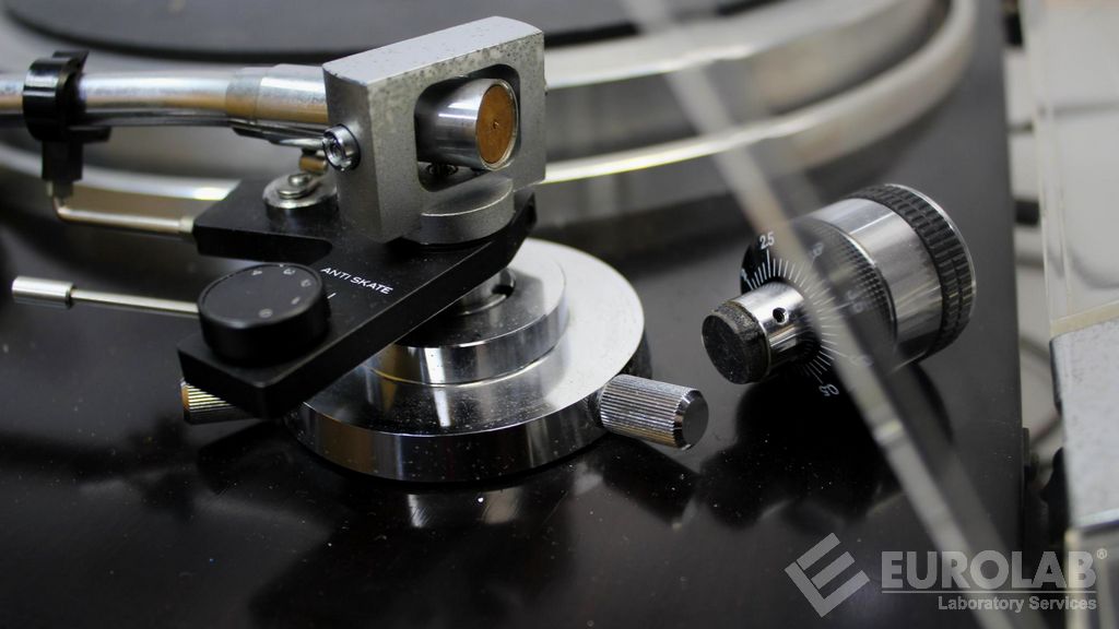 ASTM D7869-17 تمرین استاندارد برای تست قرار گرفتن در معرض قوس زنون با نور و قرار گرفتن در معرض ...