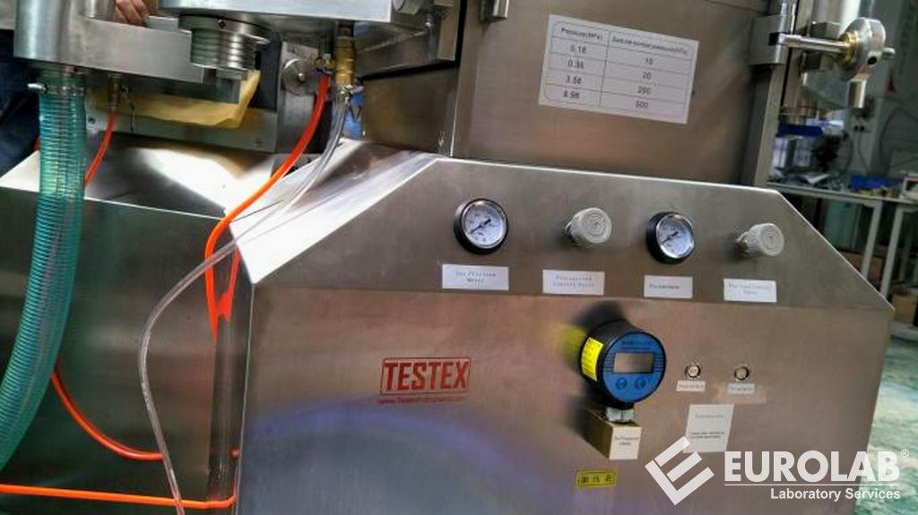 ASTM G53-96 Работен апарат за изложување на светлина и вода (тип на ...