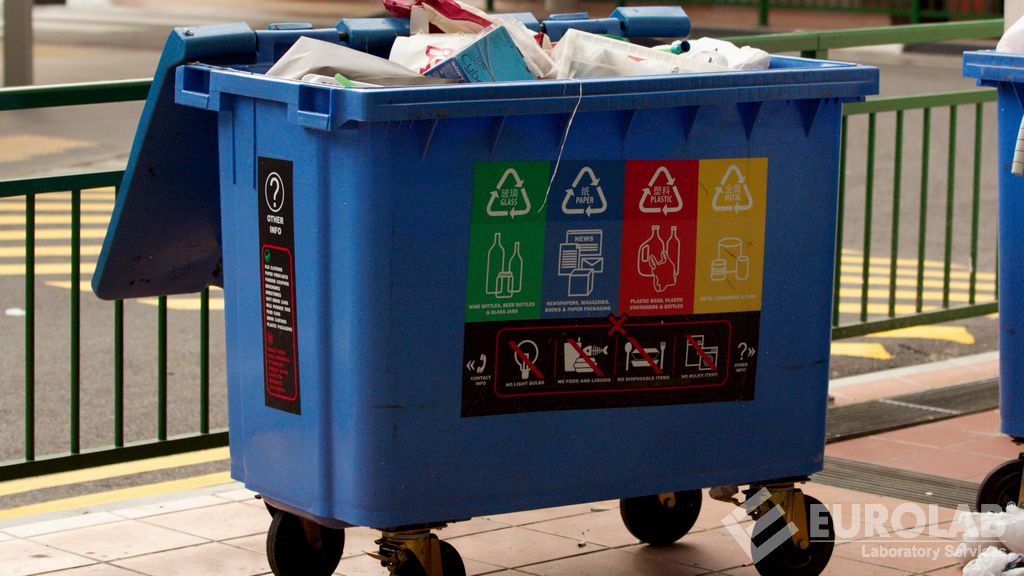 EN 840-3 Mobile Waste and Recycling Containers - Part 3: Dome Lid 1300 ...