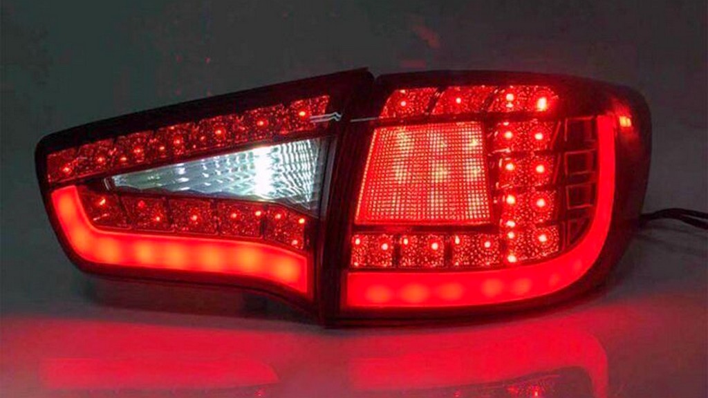 Renault 36-04-529-E Rear Lamps (Full LED and Bulb/LED) and Rear ...