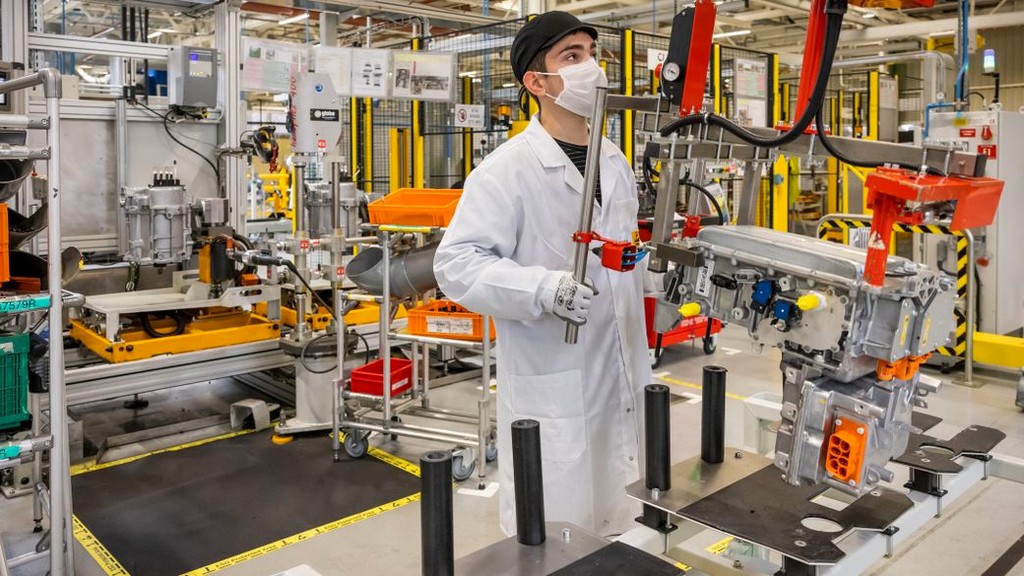 Renault D44 1900 Plastics - Marking Resistance (Scratch Resistance by ...